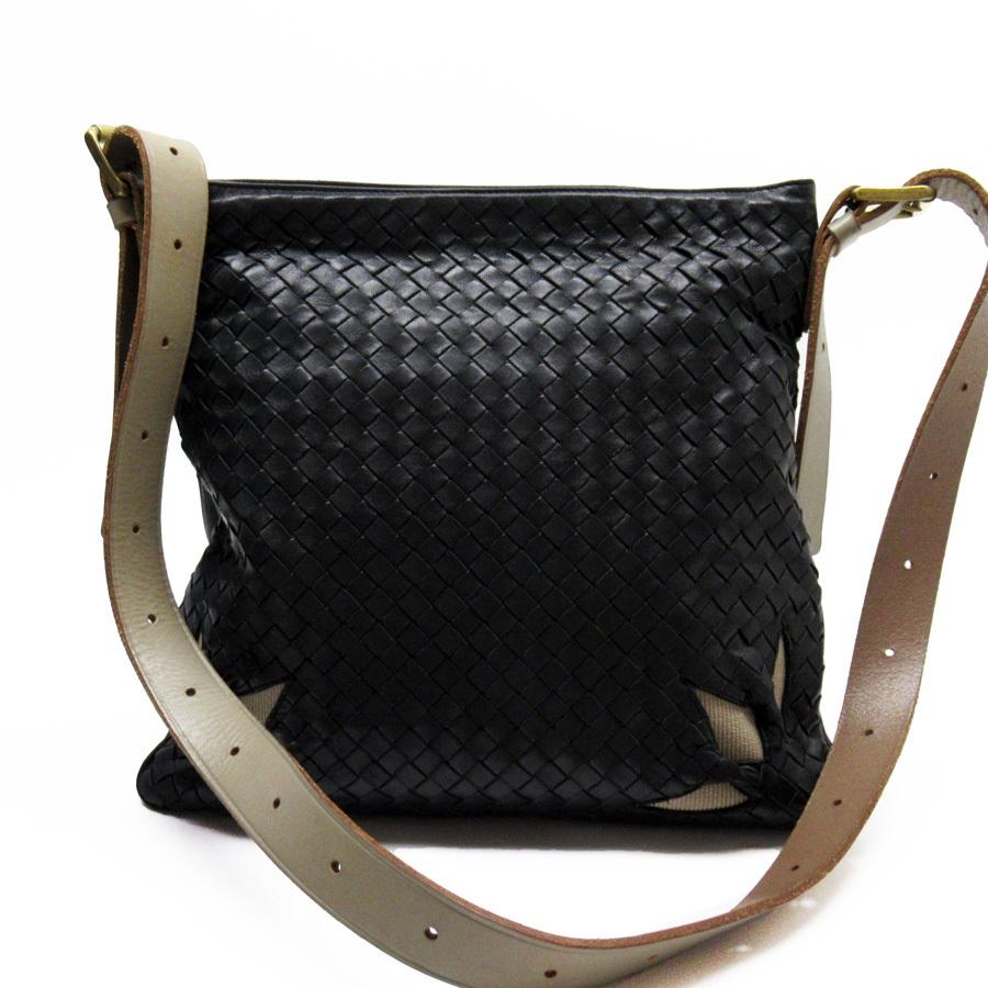 BOTTEGA VENETA ボッテガヴェネタ 斜め掛けショルダーバッグ BOTTEGA VENETA ボッテガヴェネタ 斜め掛けショルダーバッグ