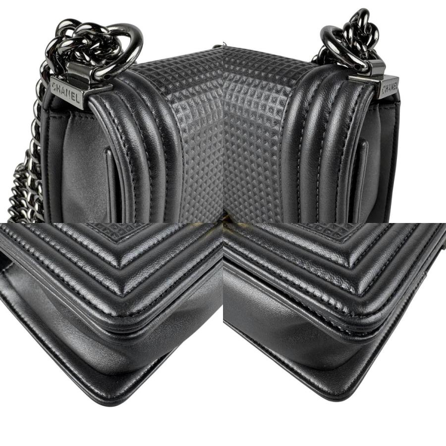 CHANEL（シャネル） ショルダーバッグ ボーイシャネル レザー