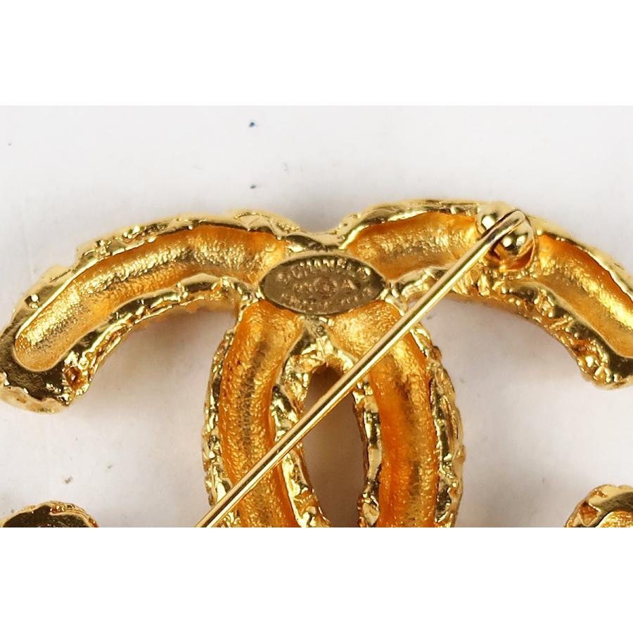 【超美品】CHANEL シャネル ヴィンテージ ココマーク ブローチ 溶岩 93A ゴールド ブランドアクセサリー 小物【LV67】 :LV67:Brave - 通販 - Yahoo!ショッピング