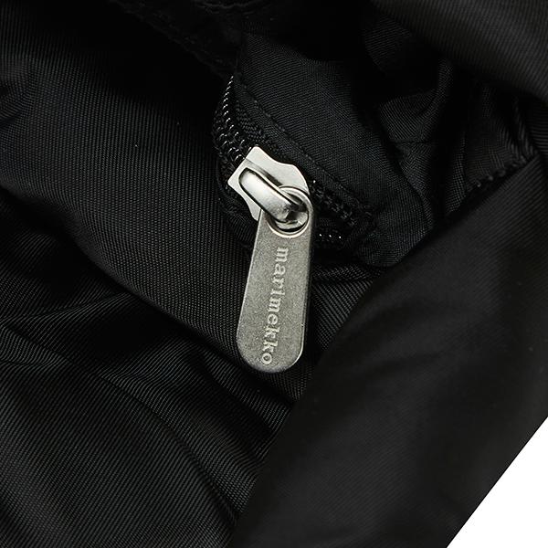 marimekko マリメッコ ショルダーバッグ Marimekko パデッド Round Crossbody bag 091466 009 ...