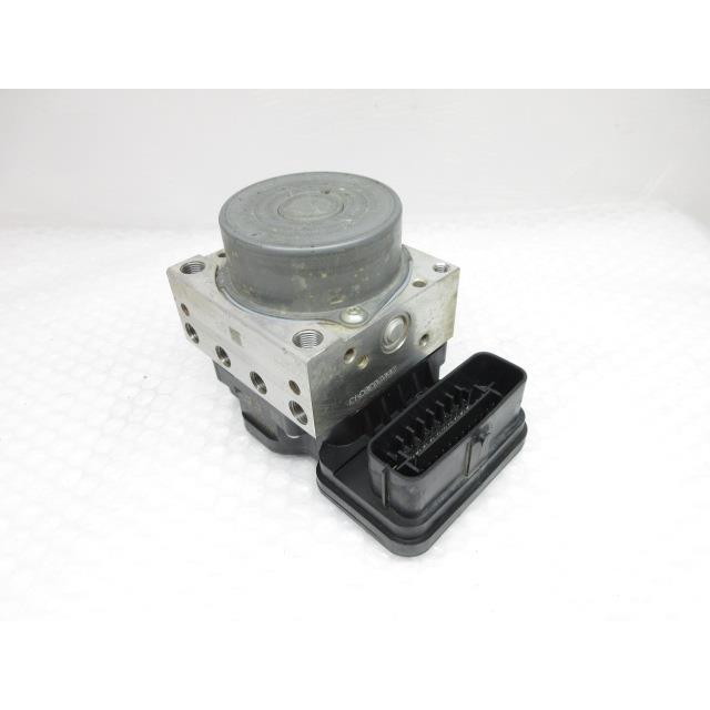 R2 ミニキャブ HBD-DS17V DA17V DR17V ABS アクチュエーター 113040-41401 178196 4415 ...