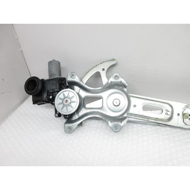 プリウス H28年 DAA-ZVW50 右F ドア レギュレーターモーター 062020-3892 69801-21020 178551 4420 : ぶひん屋 ヤフーショップ - 通販 ...