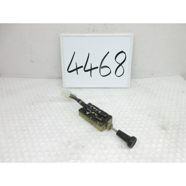 S63年 ジープ P-J53 ウォッシャースイッチ 182025 4468 : ぶひん屋 ヤフーショップ - 通販 - Yahoo!ショッピング