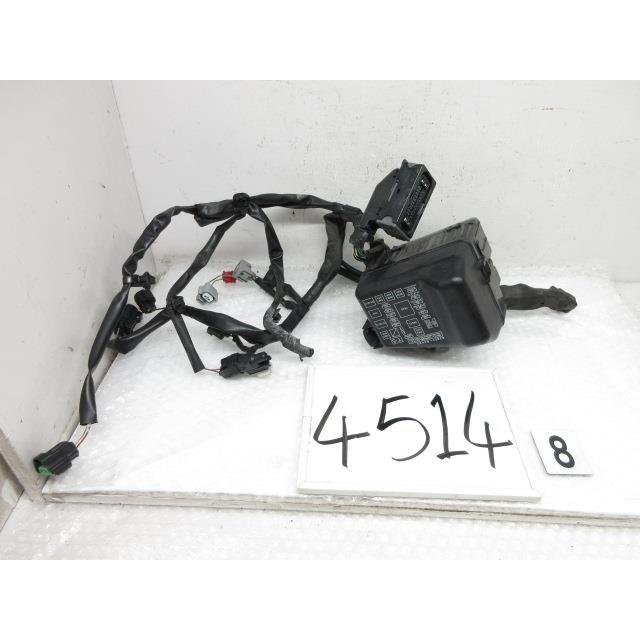 タント 24年 タントカスタムX DBA-L375S (8) ヒューズボックス EGルーム左側 82661-B2430 185412 4514 : ぶひん屋 ヤフーショップ - 通販 ...