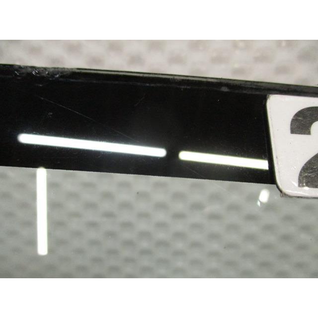 H8年 ジムニー E-JA22W フロントウインドガラス 84511-82CA0 197752 4677 : 241216501411200 ...