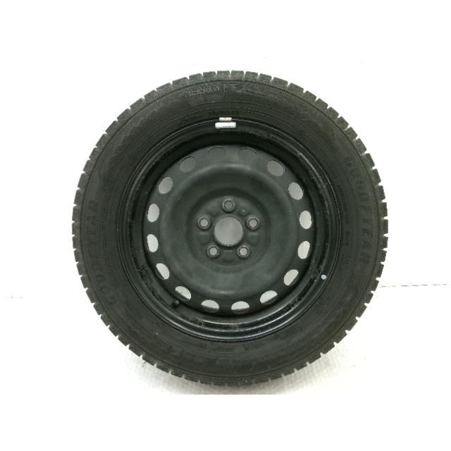 シエンタ(車) R1年 シエンタ X DBA-NSP170G 純正 スチールホイール 15インチ 5.5JJ 5穴 185/60R15 1本単価 201362 4727 : ぶひん屋 ヤフー ...