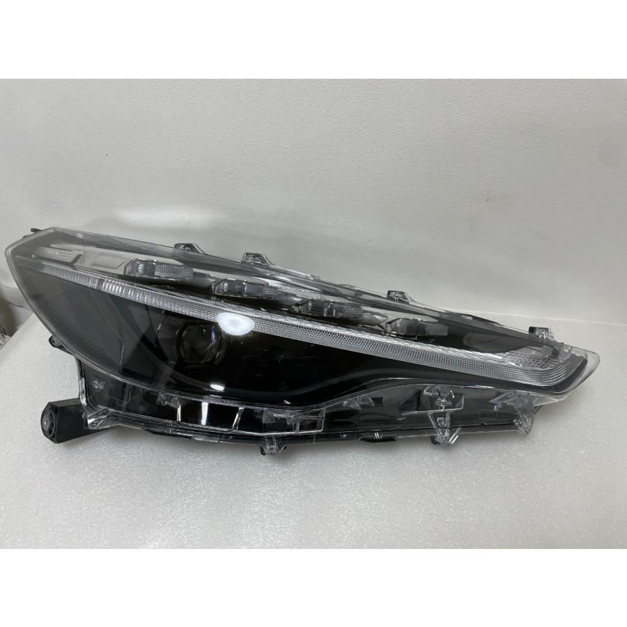 ☆ カローラクロス ZVG11 ZVG15 ZSG10 LED ヘッドライト 右 ☆3414 : 2139 : BULTECT - 通販 - Yahoo!ショッピング