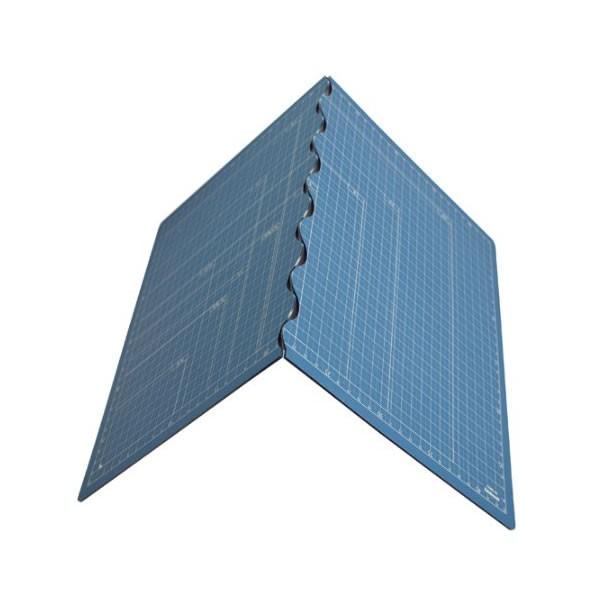 ナカバヤシ／折りたたみカッティングマット A2 (CTMO-A2) 地球に優しい再生素材 PLUS : ぶんぐる - 通販 - Yahoo!ショッピング