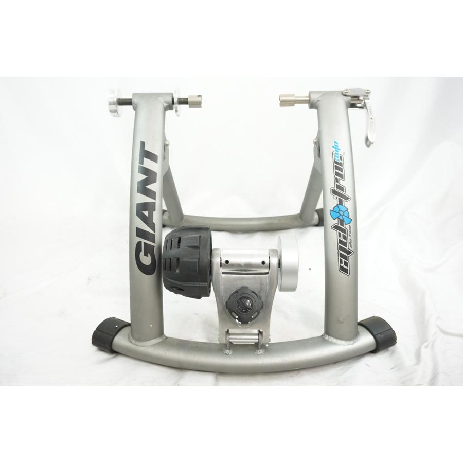 GIANT 【SALE】GIANT 「ジャイアント」 CYCLOTRON サイクルトレーナー / 福岡アイランドシティ店 : バイチャリ ...