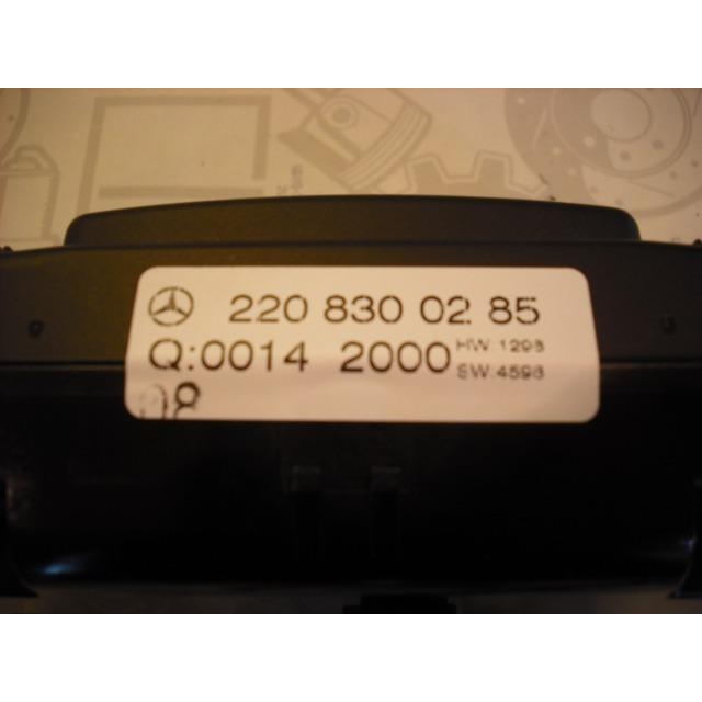 Mercedes-Benz メルセデスベンツ 純正品 W220 エアコン コントロールユニット リア用 2208300285 : メルセデス ...