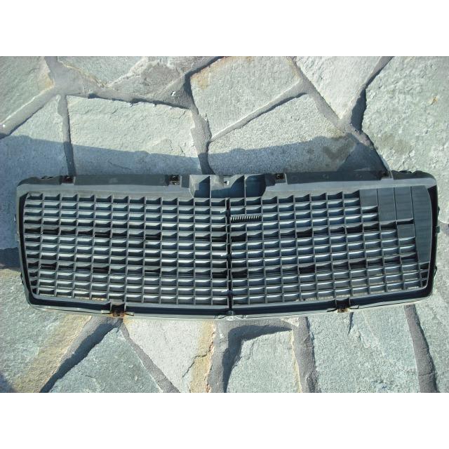 メルセデスベンツ 純正品 W210 前期 エレガンス フロントグリル 2108800083 : メルセデスベンツ専門 シーバース - 通販 ...