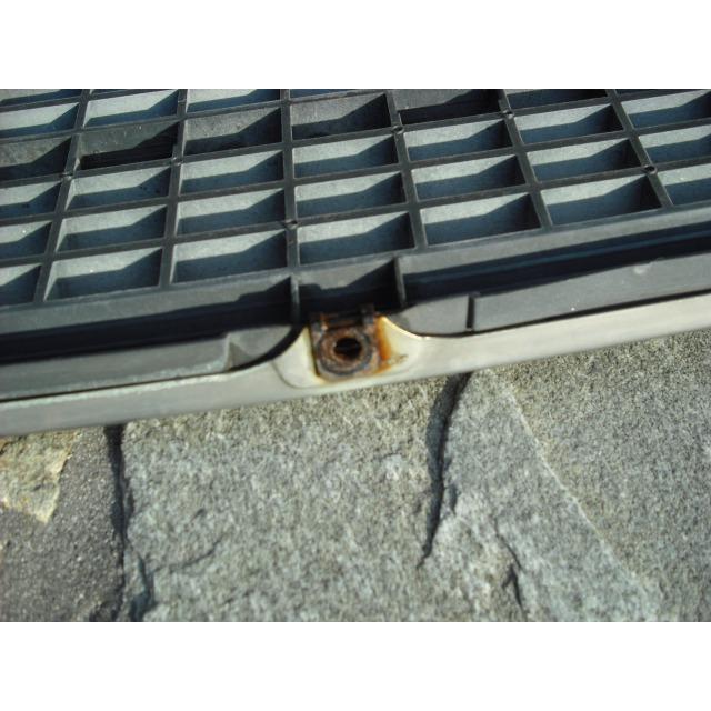 メルセデスベンツ 純正品 W210 前期 エレガンス フロントグリル 2108800083 : メルセデスベンツ専門 シーバース - 通販 ...