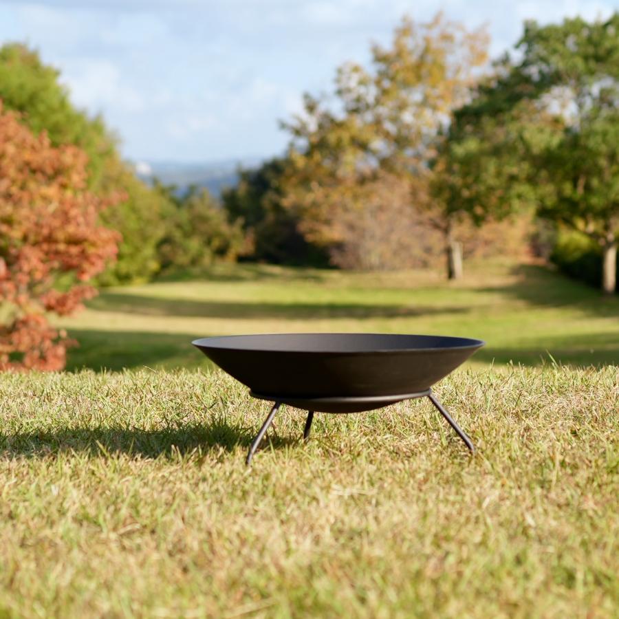鋳物製ファイヤーピット、シンプルでスタイリッシュな焚き火台、庭やキャンプ、グランピングにも最適・高耐久、cacomoca Fire Pit CroManyon 56cm : cro56 ...