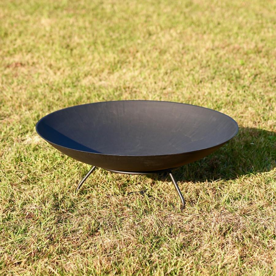 鋳物製ファイヤーピット、シンプルでスタイリッシュな焚き火台、庭やキャンプ、グランピングにも最適・高耐久、cacomoca Fire Pit CroManyon 78cm : ファイヤーピット ...