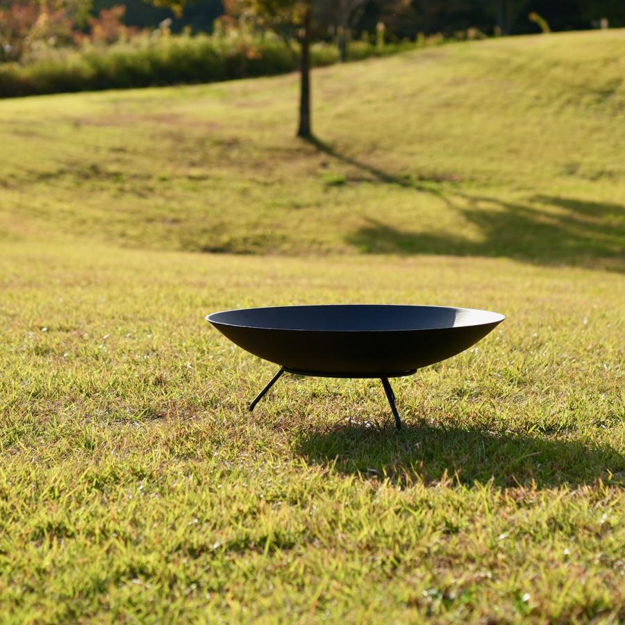 鋳物製ファイヤーピット、シンプルでスタイリッシュな焚き火台、庭やキャンプ、グランピングにも最適・高耐久、cacomoca Fire Pit CroManyon 78cm : ファイヤーピット ...