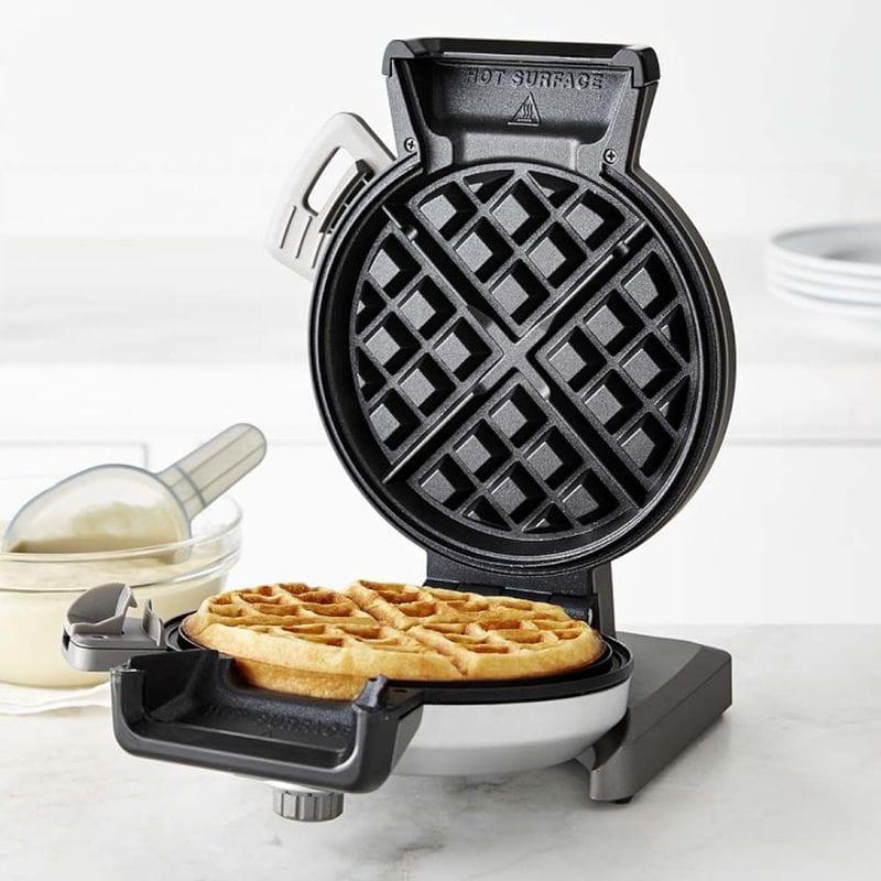 クイジナート 縦置き ワッフルメーカー Cuisinart Vertical Waffle Maker WAF-V100 家電 ...