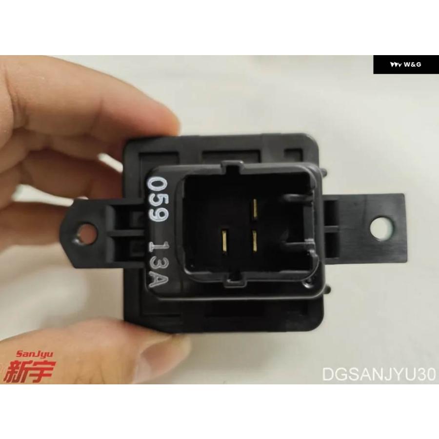 アウトランダー3 エクリプスクロス パジェロ スポーツ3 KR0W KS0W L200 トライトントランジスタ ヒーター コントロール ...