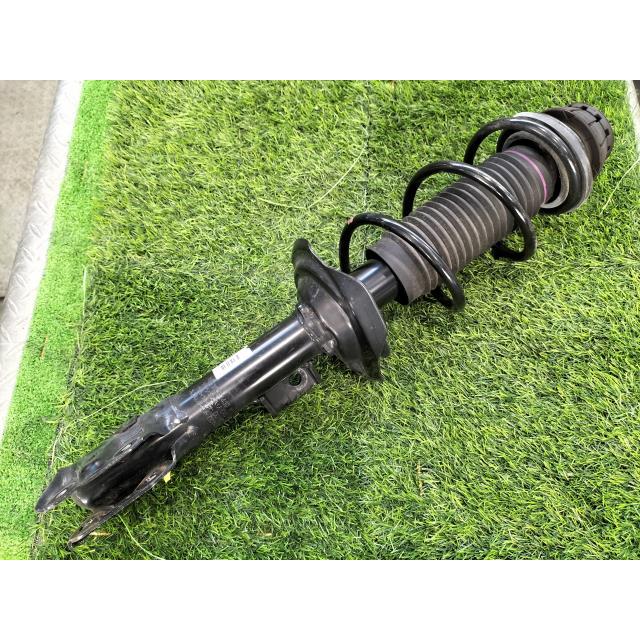 ライズ 3BA-A210A 右Fストラット X W25 48510-B9405 : カーリボンパーツ 2号店 - 通販 - Yahoo!ショッピング