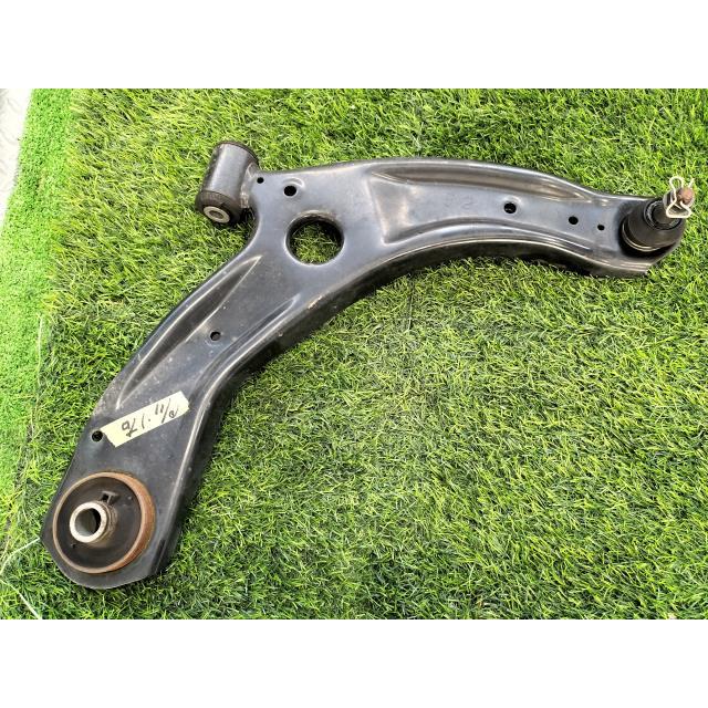 ライズ 3BA-A210A 右Fロアアーム X W25 48068-B1130 : カーリボンパーツ 2号店 - 通販 - Yahoo!ショッピング