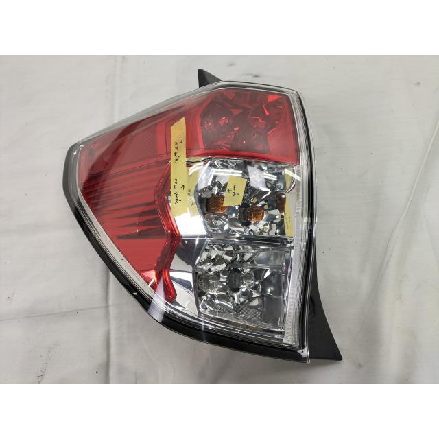 フォレスター CBA-SH5 左テールランプ 2.0XTブラックレザーリミテッド 32J 84912SC110 : カーリボンパーツ 2号店 - 通販 - Yahoo!ショッピング