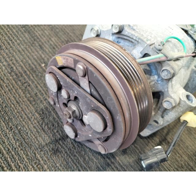 フリード DBA-GB3 エアコンコンプレッサー Gジャストセレクション NH737M 38810-RB0-E02 : カーリボンパーツ 2号店 - 通販 - Yahoo!ショッピング