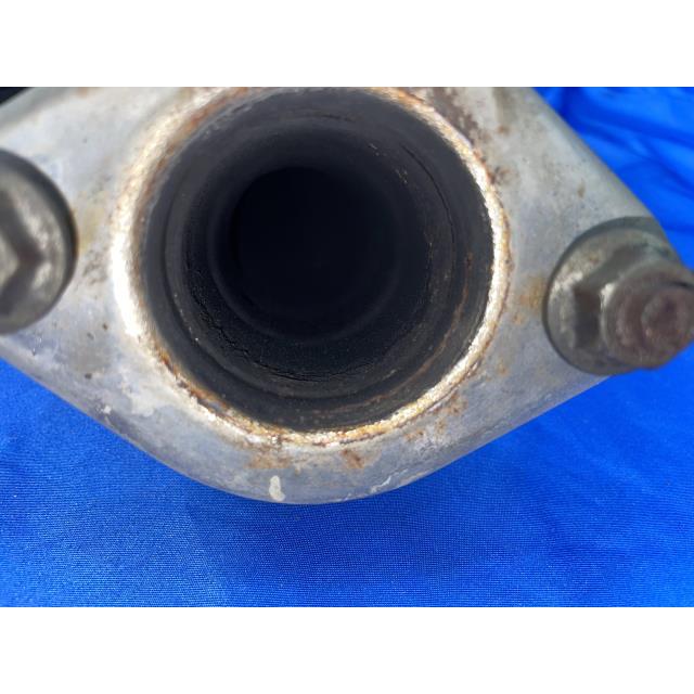 ジューク DBA-YF15 エキゾーストセンターマフラー 15RX/15RXタイプV QAB 20300-1KT0C : カーリボンパーツ 2号店 - 通販 - Yahoo!ショッピング