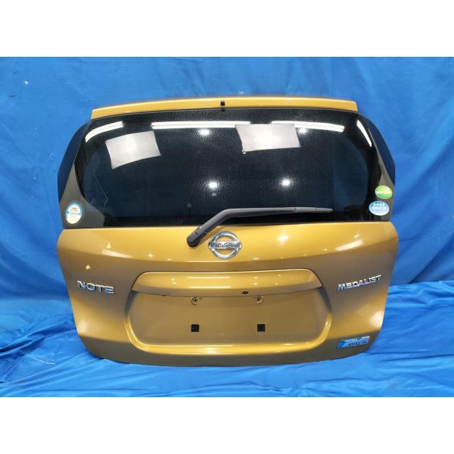 ノート DBA-E12 バックドアASSY メダリスト エマージェンシーB PKG EAK K010M-3VAKB : カーリボンパーツ 2号店 - 通販 - Yahoo!ショッピング