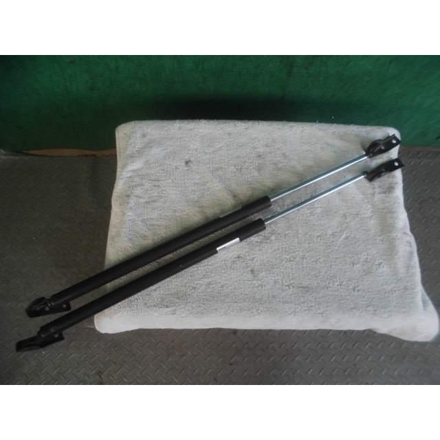 エブリイワゴン エブリィ GH-DA62W バックドアダンパー ZJ3 021580 : くるまのリサイクルヤフーショップ - 通販 - Yahoo!ショッピング