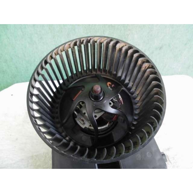 VW ニュービートル GH-9CBFS ヒーターブロアモーター LB1B 022588 : : くるまのリサイクルヤフーショップ - 通販 ...