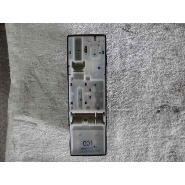 eKスペース DBA-B11A パワーウインドウスイッチ A31 022596 : : くるまのリサイクルヤフーショップ - 通販 - Yahoo!ショッピング