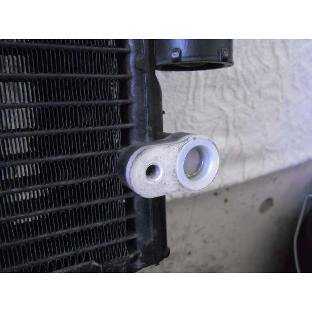 YRV UA-M201G コンデンサー S07 010244 :000827974560600:くるまのリサイクルヤフーショップ - 通販 ...