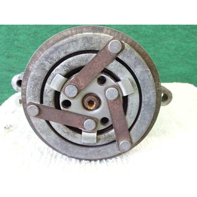 キャロル E-AC6P A/Cコンプレッサー DV 013493 : くるまのリサイクルヤフーショップ - 通販 - Yahoo!ショッピング