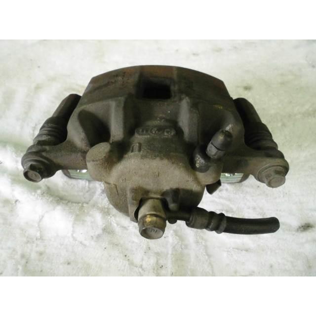 モビリオ CBA-GB1 右フロントキャリパー BG51M 017384 : くるまのリサイクルヤフーショップ - 通販 - Yahoo!ショッピング