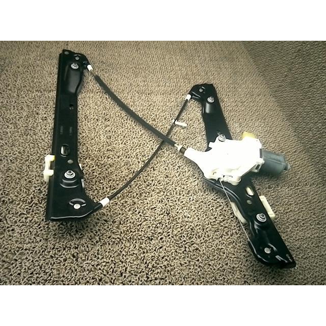 1911131・BMW E91 ツーリング 320I VR20 69994？【F左PWモーター レギュレター】 助手席モーター ...