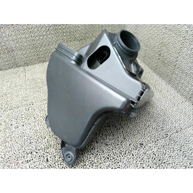 2005131・BMW 3シリーズ E91 VR20 Mスポーツ 320I 【エアクリーナー】 エアフロ付 (87079092) 検査済 ...