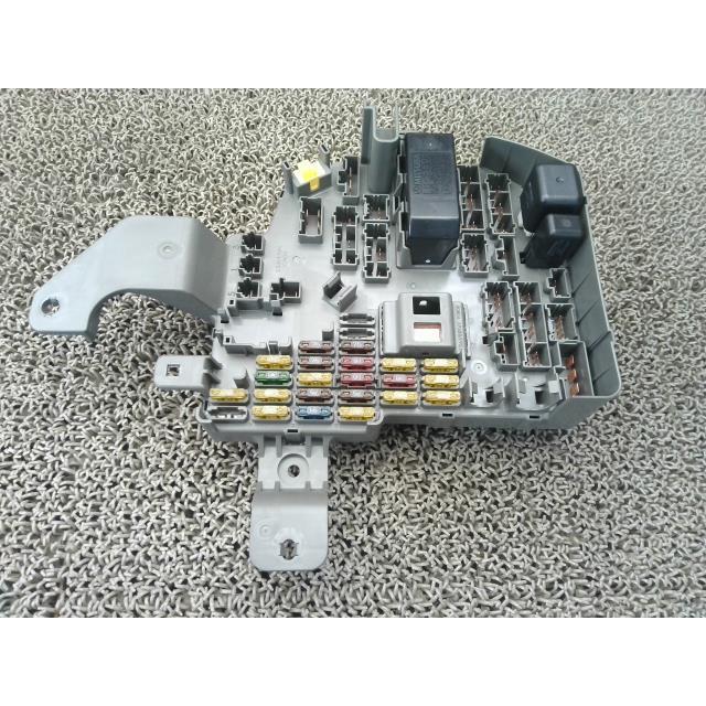 2211241 4697・レジェンド KA9 前期 ホンダ C35A 【ヒューズボックス】 室内用 (97312760) 検査済み 38200 ...