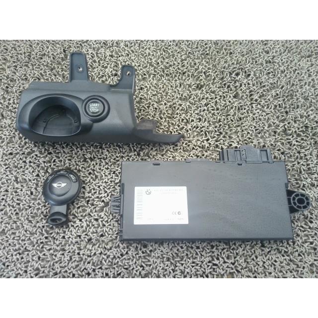 2307151 4805・BMW ミニ R55 ML16 クーパー クラブマン N12B16A 【イグニッションスイッチ 鍵付】 検査済 ...