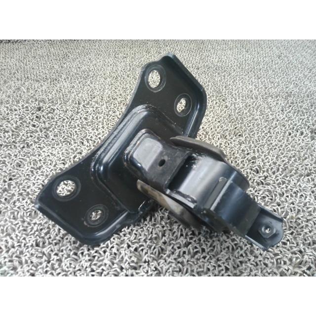 プリウス 2309151 4828・プリウス 30 ZVW30 2ZRFXE CVT 【エンジンマウント】 4点セット (100156643) 検査済 12371-37090 : カーリユース ...