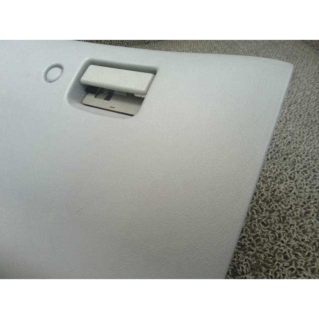 2401251 4897・デリカ スペースギア PA4W トリム 11T 【純正 グローブボックス】 (101832904) 検査済 : カーリユース ヤフーショップ - 通販 - Yahoo ...