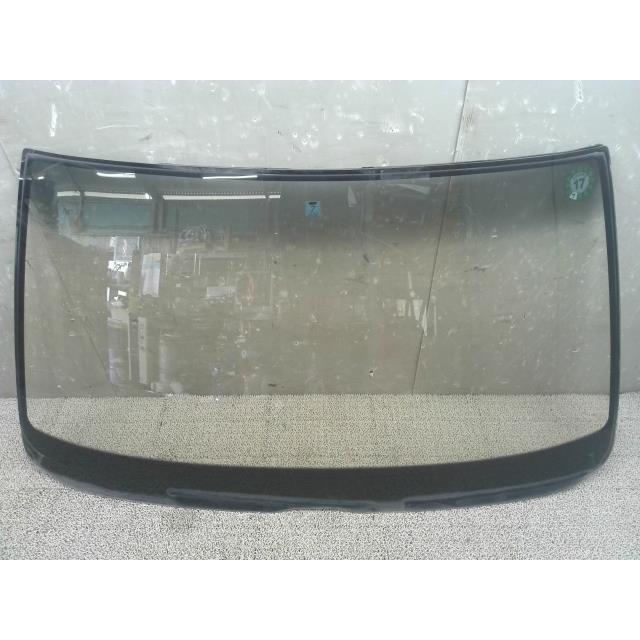 2405151 4947・セドリック Y31 日産 KL0 シルバー色 【フロントガラス】 ガラス (102625425) 検査済 72712 ...