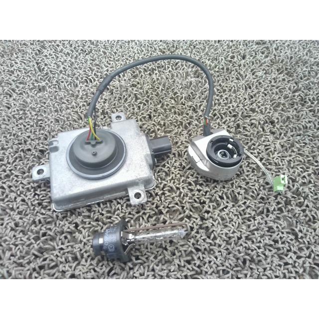 2406051 4953・RVR GA4W 三菱 W13 15X 【右 ライト HID バラスト コントロール】 (102654998) 検査 ...