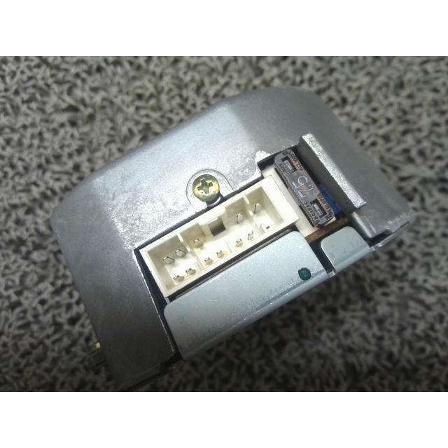 フェアレディZ E-GZ32 オーディオアンプ 286-7062-37 : 241023000161150 : カーリユース ヤフーショップ - 通販 - Yahoo!ショッピング