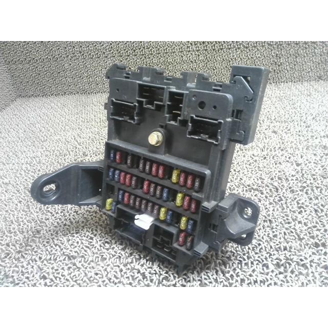 シーマ 2412061・5032 Y33 FGY33 VH41DE 【ヒューズボックス ジャンクションブロック】 (104611854) 検査済 : カーリユース ヤフーショップ - 通販 ...