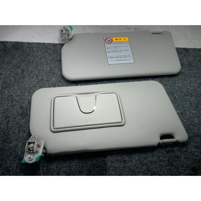 ワゴンR ワゴンR DBA-MH23S 純正サンバイザー左右セット ミラー付 120118 : CAREC-SHOP - 通販 - Yahoo ...