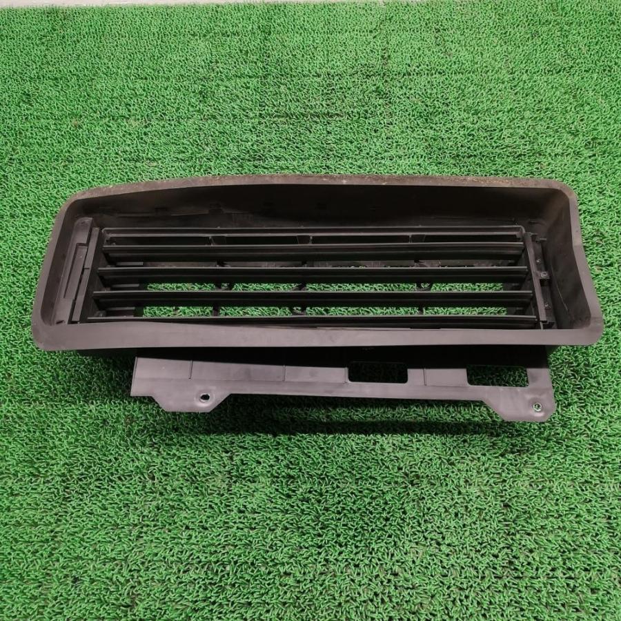 RH5F【ラジエーターカバー 2】H27 ルノー ルーテシア ゼン (4.1万km) 214992066R LUTE1 : カージョーダン福岡 ...