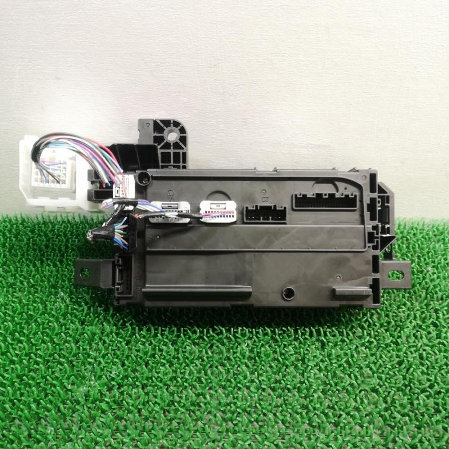 LA600S【室内 ヒューズボックス】H27 ダイハツ タント L SAII 82600-B2570 最終売り尽くし! TT52C : カージョーダン福岡本店 - 通販 - Yahoo!ショッピング