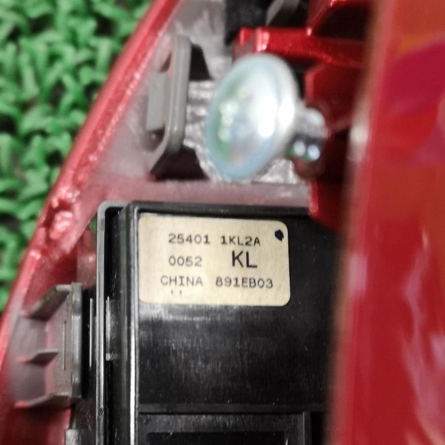 YF15【パワーウィンドウスイッチ 右】25401-1KL2A H24 日産 ジューク 15RX Type V JK7C :1-240001090876:カージョーダン福岡本店 - 通販 ...