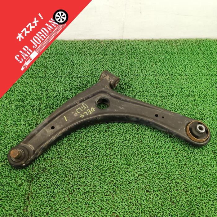 CV1W 前期【フロントロアアーム 左】4013A427 H26 三菱 デリカ D5 D-POWER DEL004 : カージョーダン福岡本店 ...