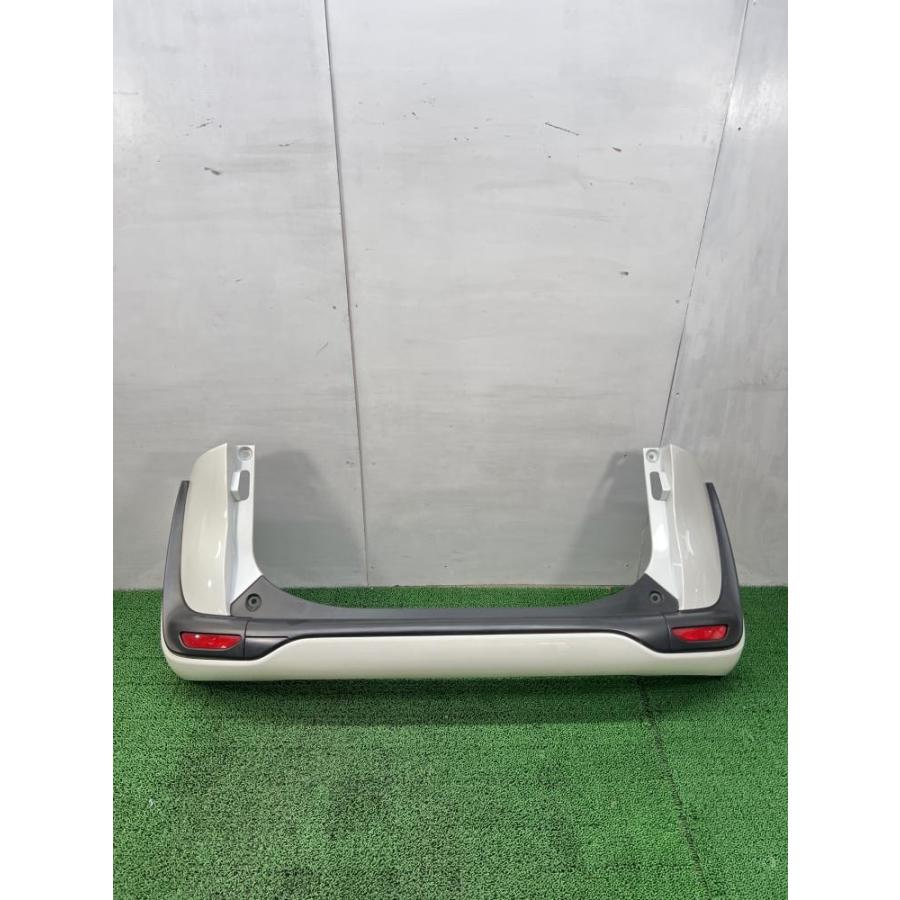 NHP170G 前期【リアバンパー】52159-52770-A0 H27 トヨタ シエンタ ハイブリッド G 070 SIT010 : カー ...