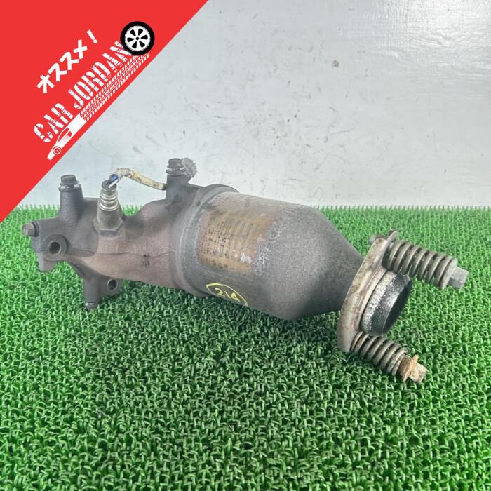 ハイゼットカーゴ S331V【触媒/エキパイ】25051-B2211 H25 ダイハツ (8.9万km) HZC017 : 1 ...